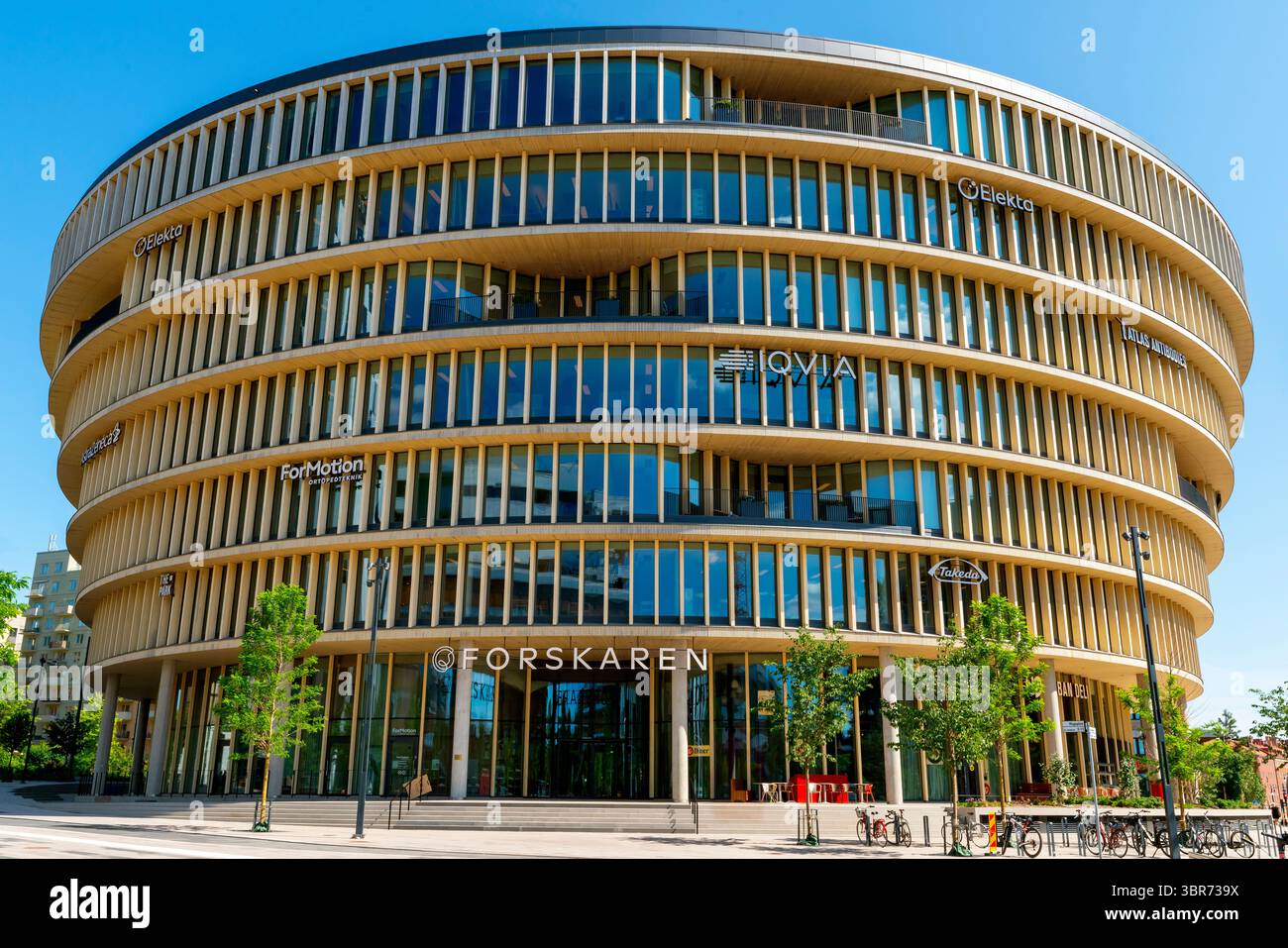 The Forskaren circular life‑science building in Hagastaden in Stockholm ...