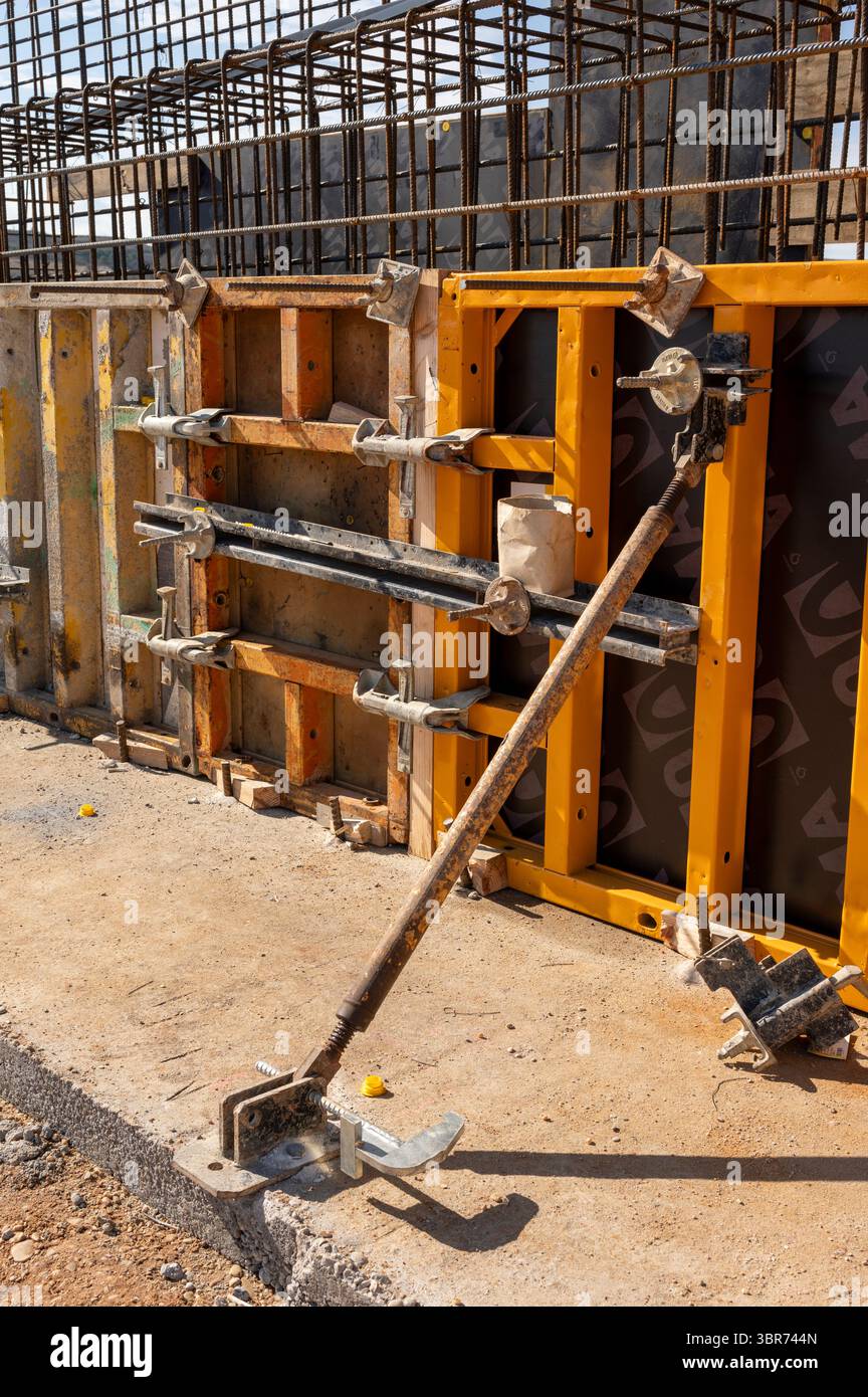 Adjustable steel prop supporting formwork on a construction site Stock ...