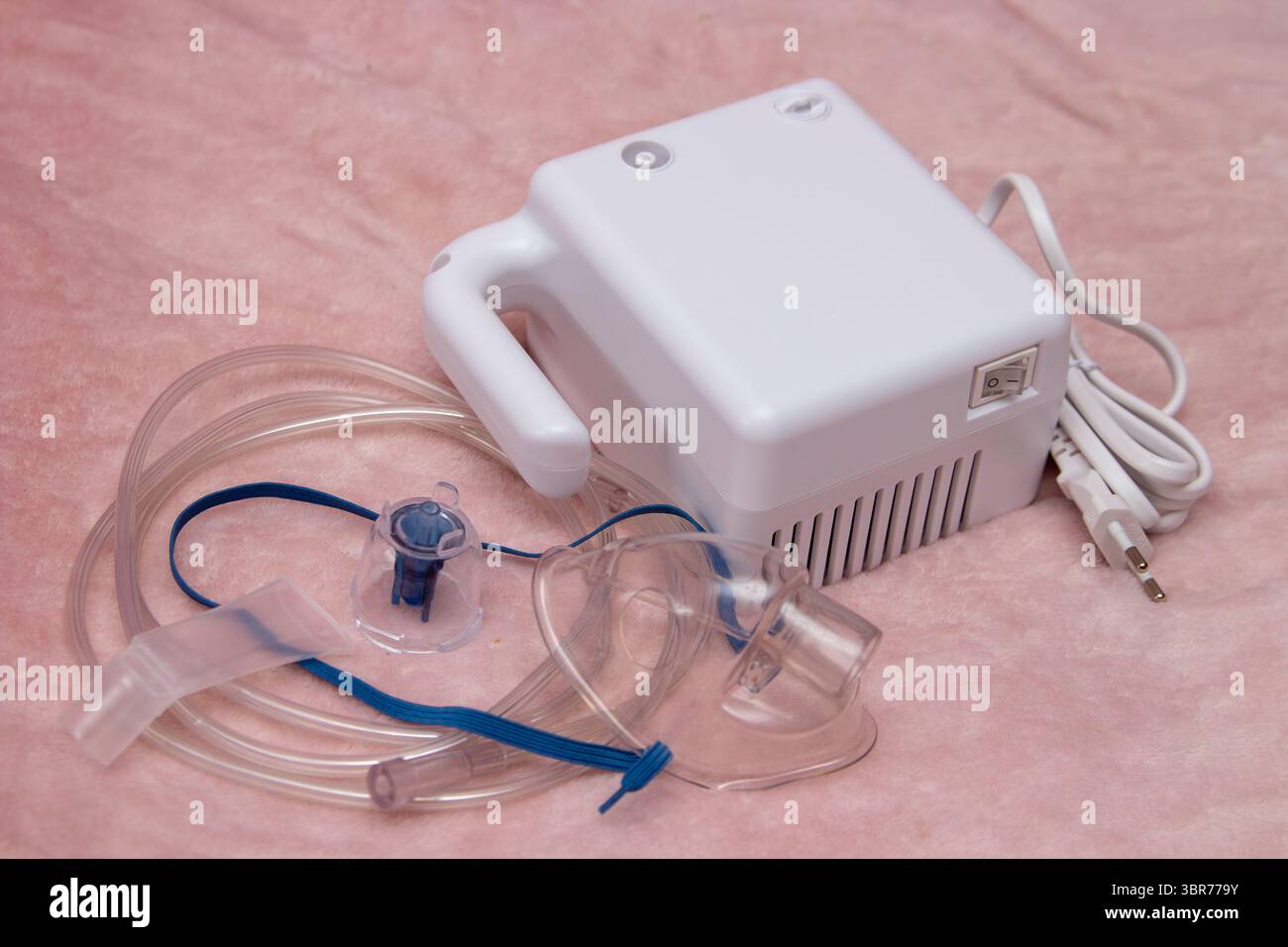 Nebulizer equipment hi-res stock photography and images - Alamy