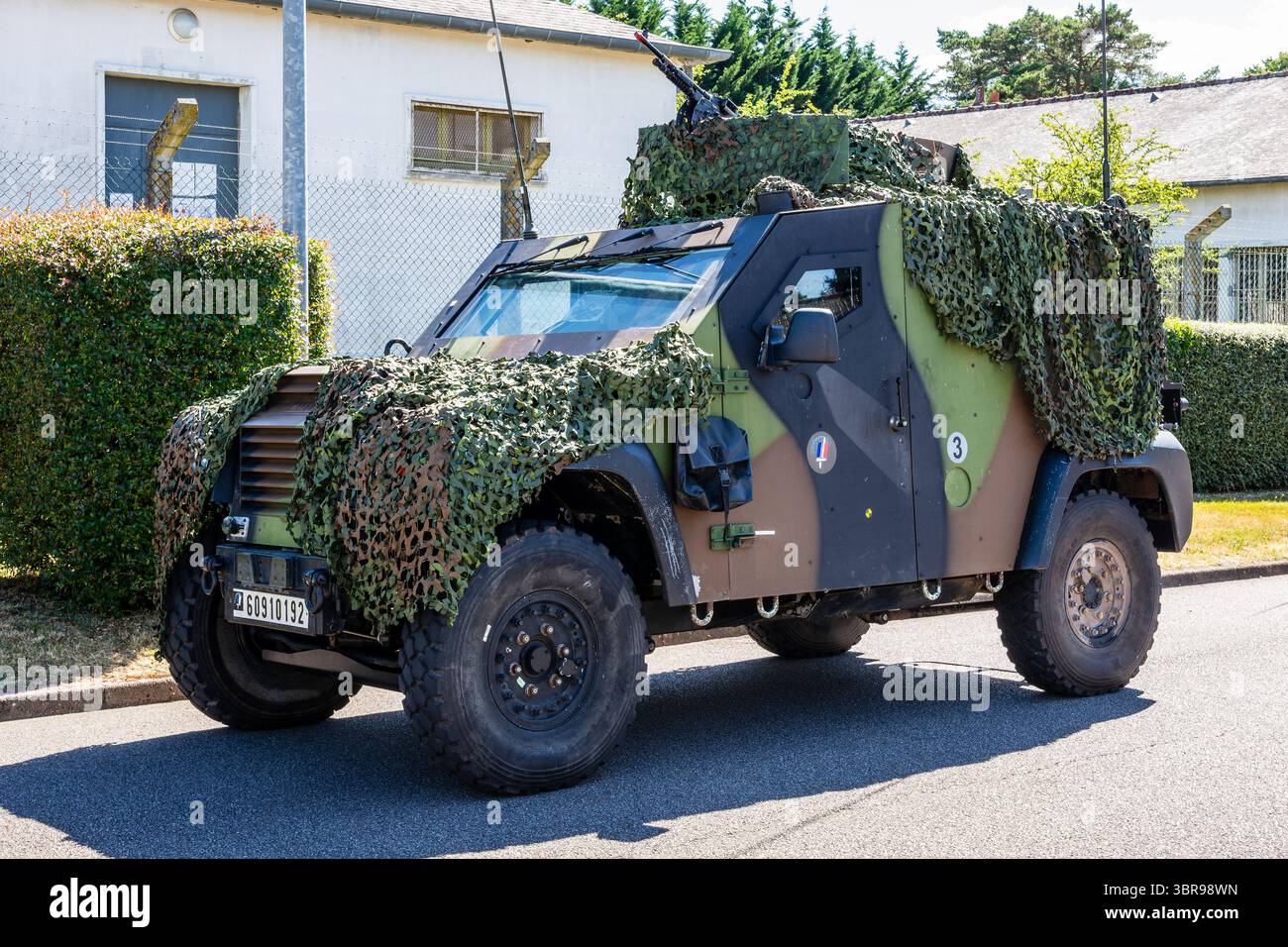 French military vehicle hi-res stock photography and images - Alamy