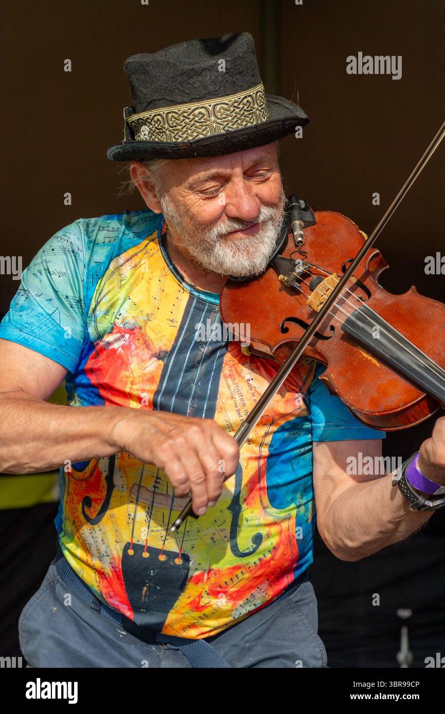 Shanks Pony, a folk music band playing live on stage at the 2025 Gate ...