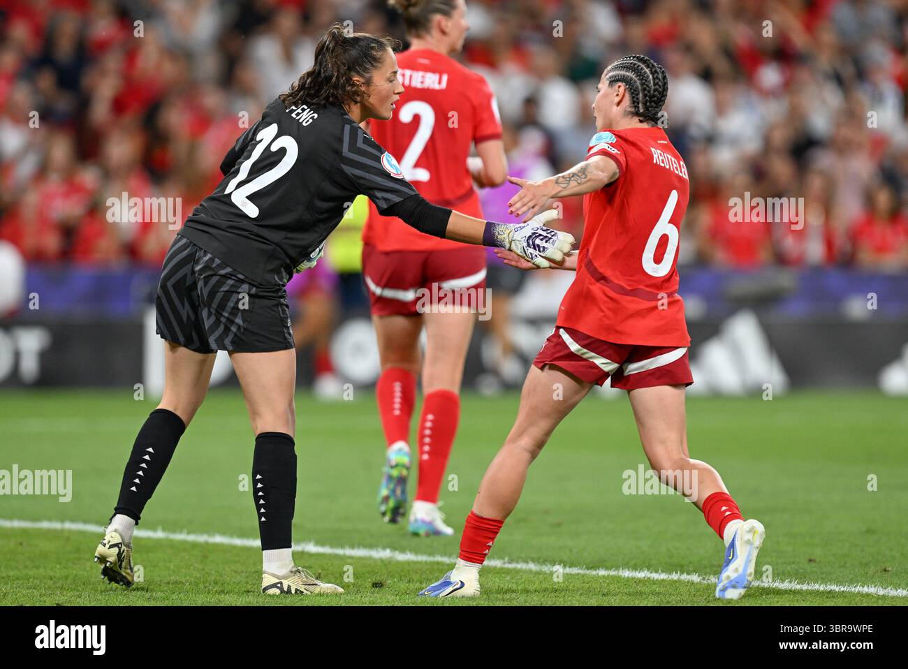 Geneva, Switzerland. 10th July, 2025. goalkeeper Livia Peng (12) of ...