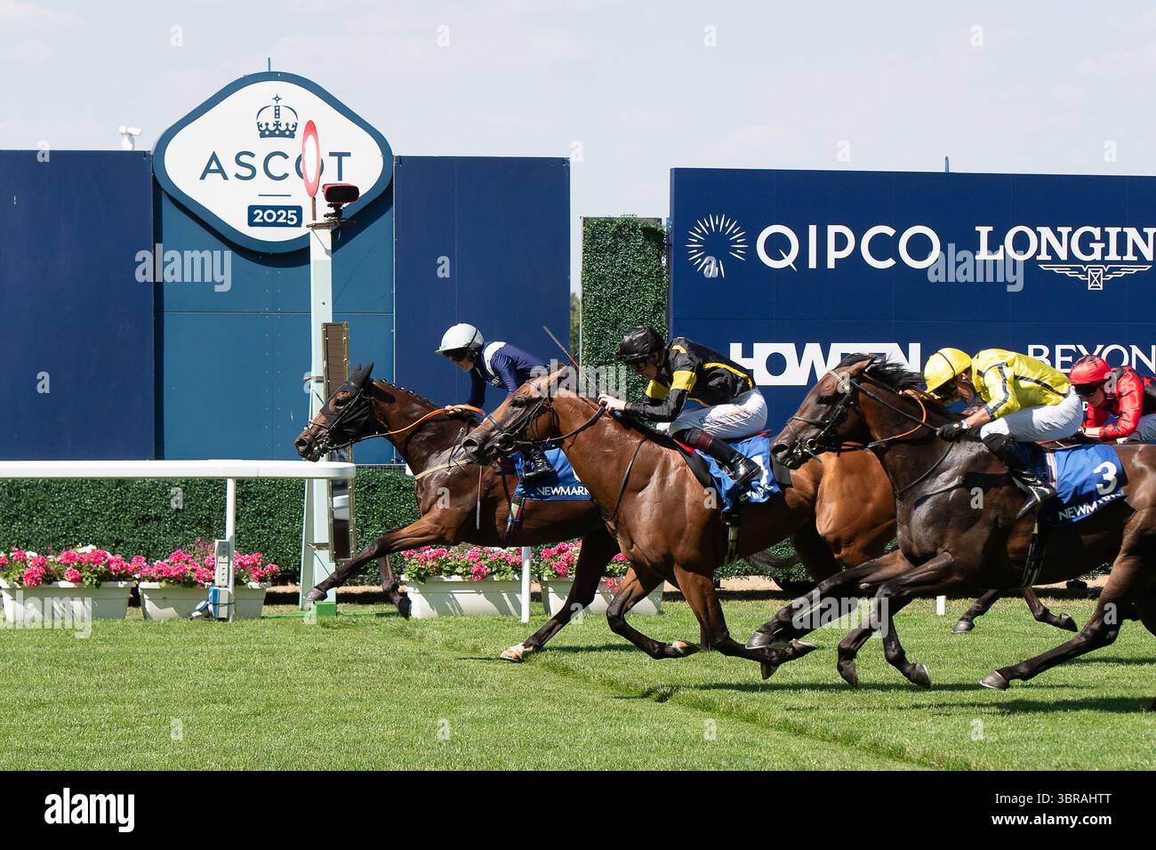 Owner mr adam james spratt hi-res stock photography and images - Alamy