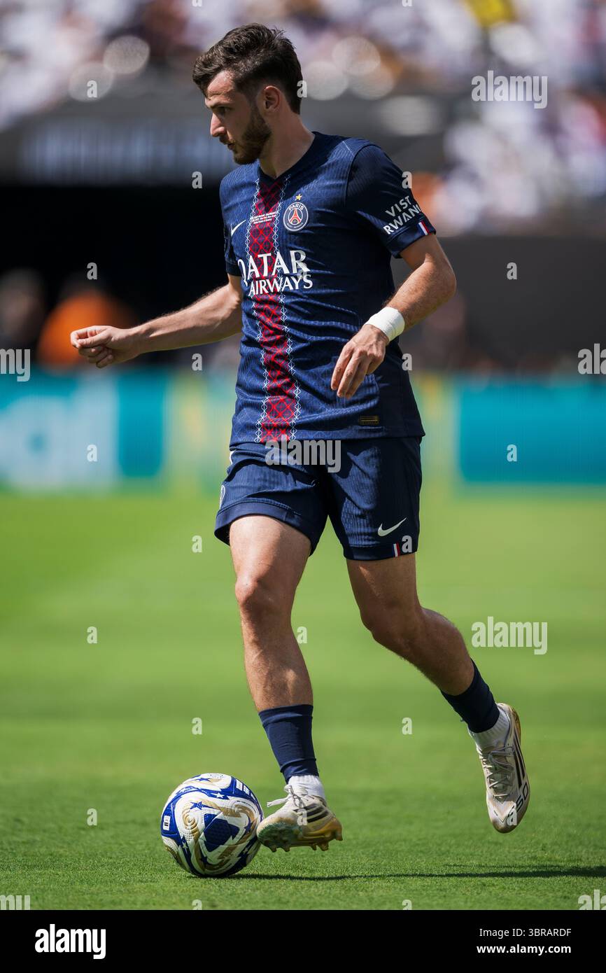 Khvicha Kvaratskhelia of Paris Saint-Germain FC in action during the ...