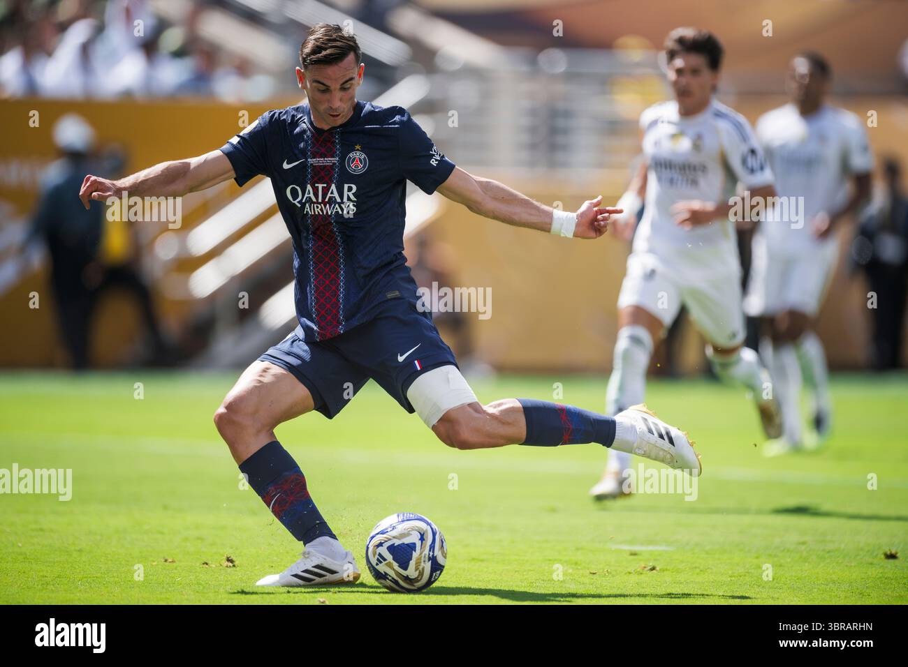 Fabian Ruiz of Paris Saint-Germain FC scores a goal during the FIFA ...