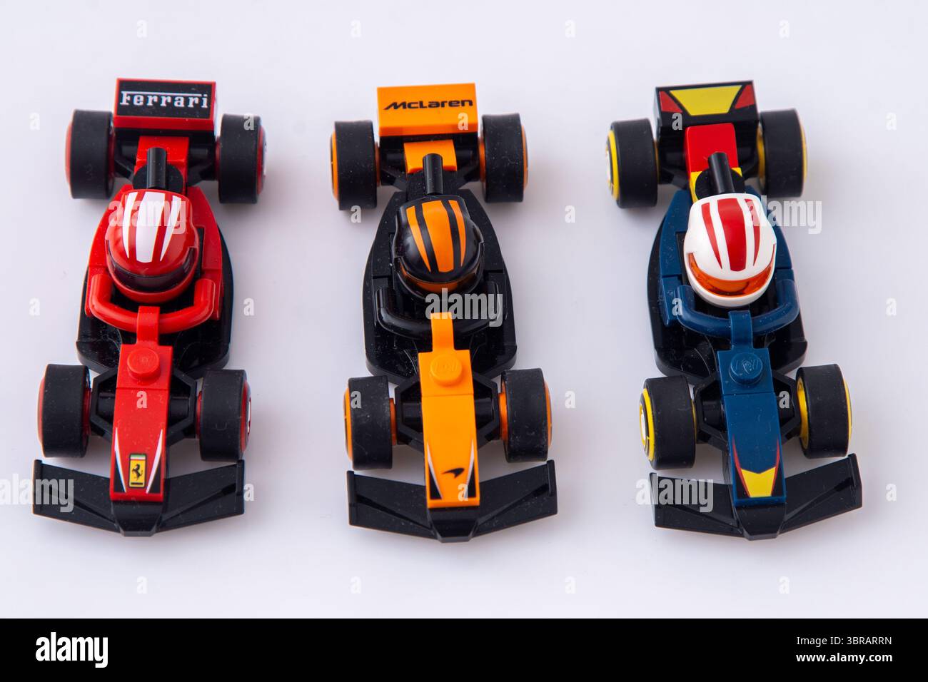 LEGO Toy Ferrari Mclaren racing Formula 1 Car. Set little brick cars ...