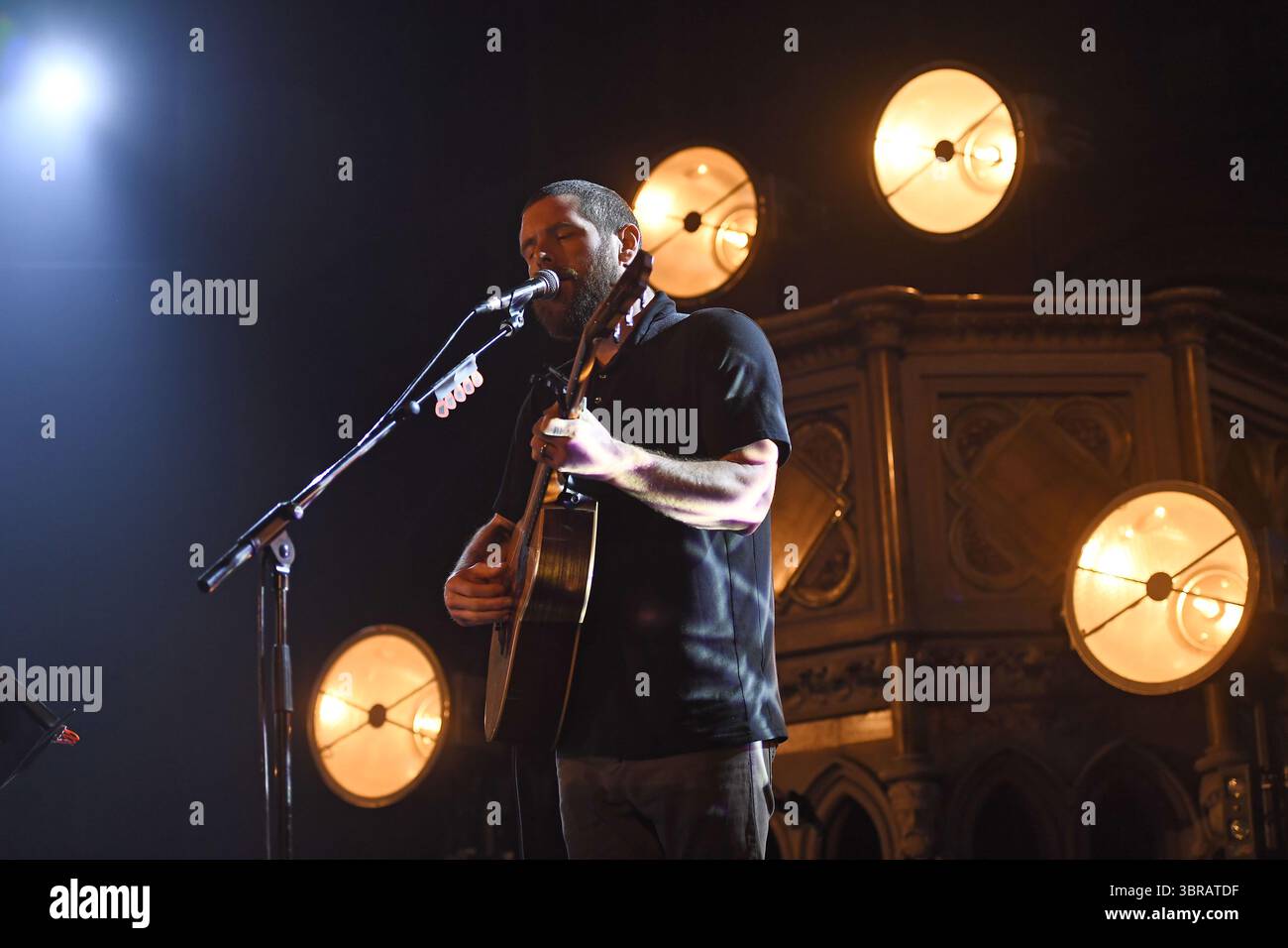 LONDON, ENGLAND - OCTOBER. 02: Andy Hull of ‘Manchester Orchestra ...