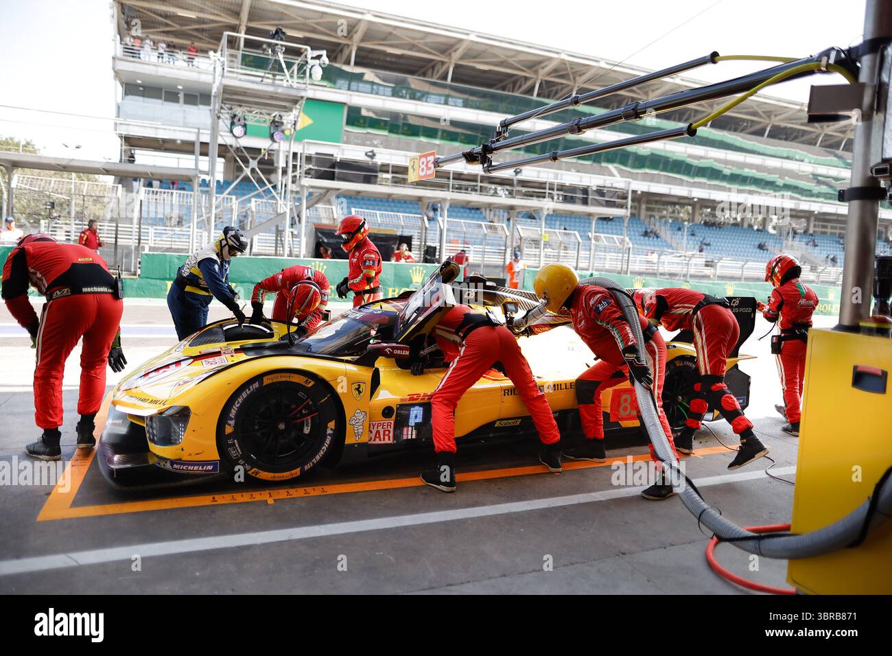 michelin engineer, portrait, 83 HANSON Phil (gbr), KUBICA Robert (pol), YE Yifei (chn), AF Corse ...