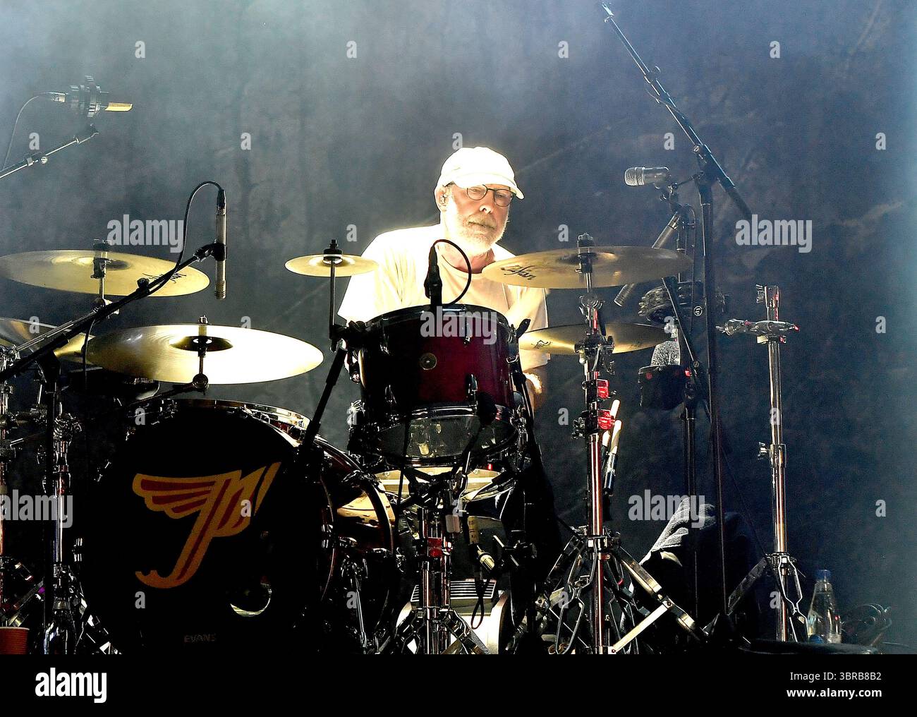 David Lovering of the Pixies performs at the Festival d'été de Québec ...
