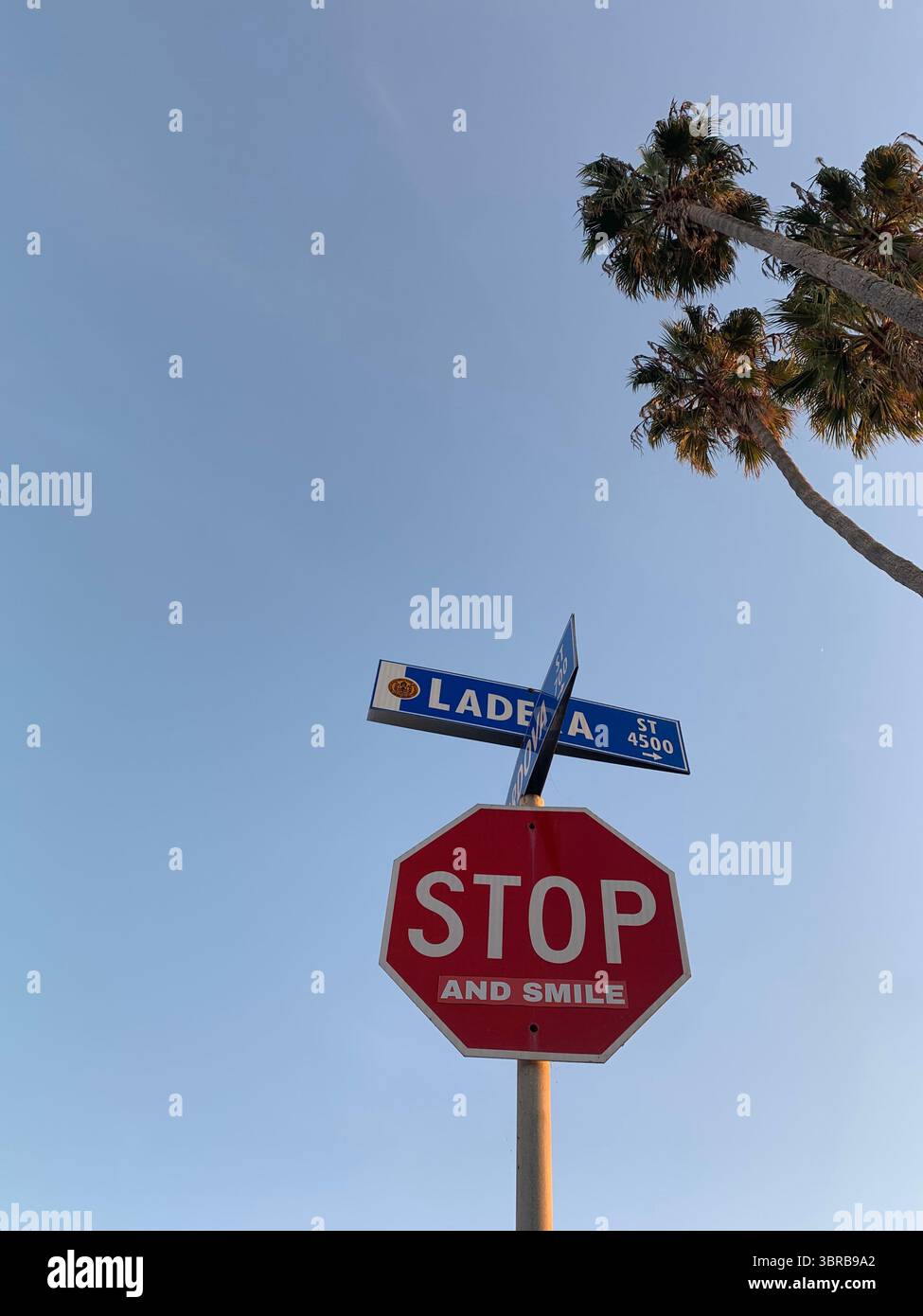 Good vibes sign in hi-res stock photography and images - Alamy