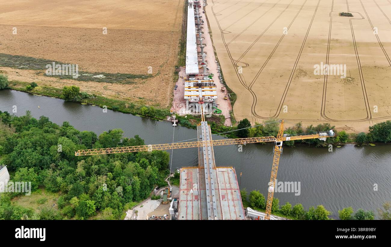 09.07..2025 Sachsen Anhalt Sachsen-Anhalt Halle Saale Luftbild ...