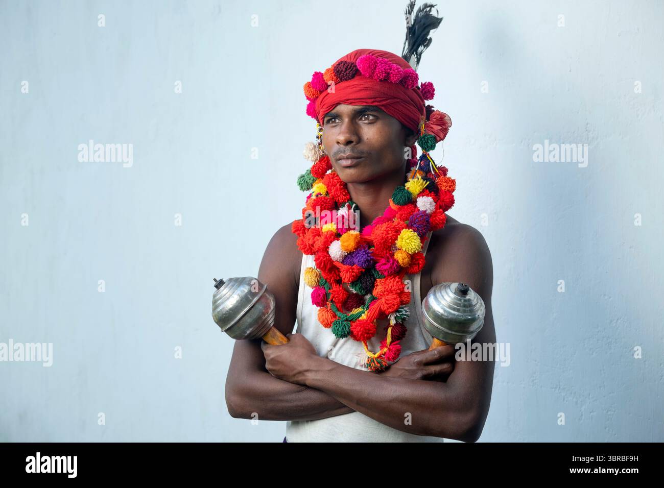 Gond tribe hi-res stock photography and images - Alamy