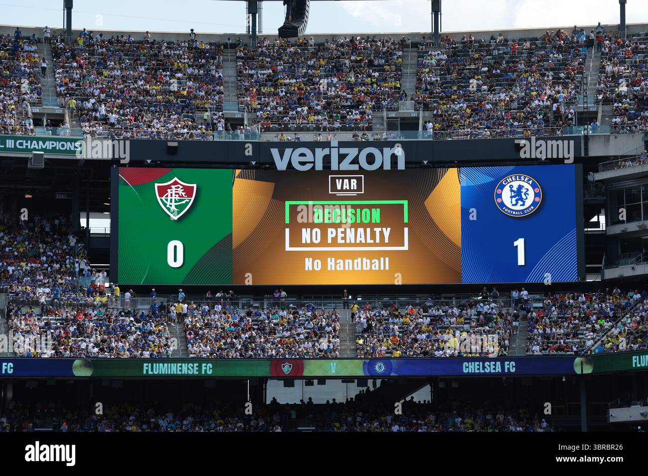 New Jersey, USA. 8th July, 2025. The stadium screen displays a message ...