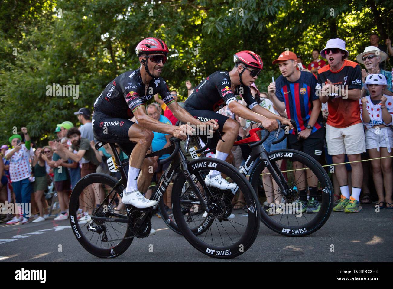 Tour de France 2025, Stage 7, St Malo to Mur-de-Bretagne Guerledan ...