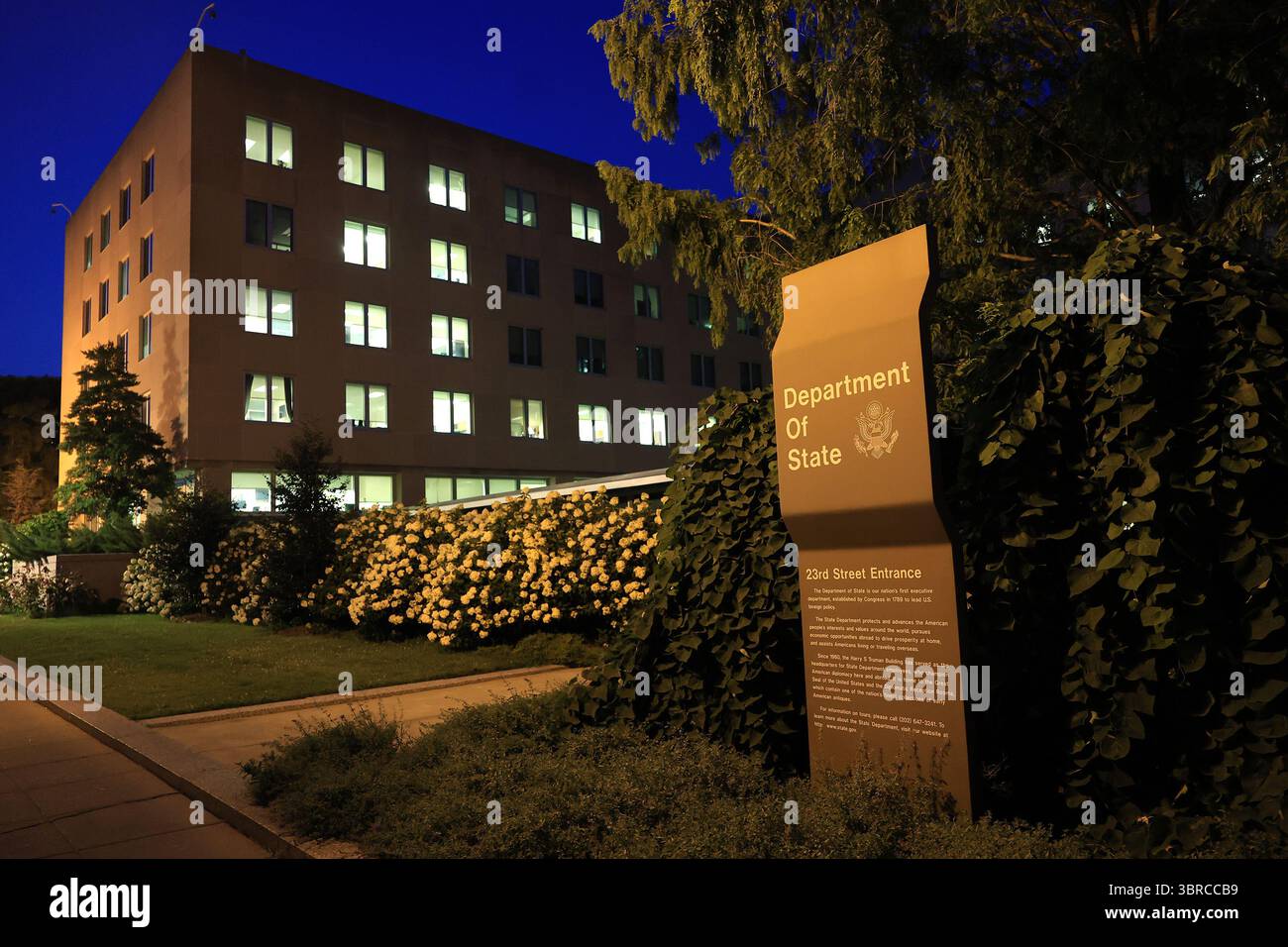 WASHINGTON, D.C. - JULY 11: Exterior view of the US State Department ...