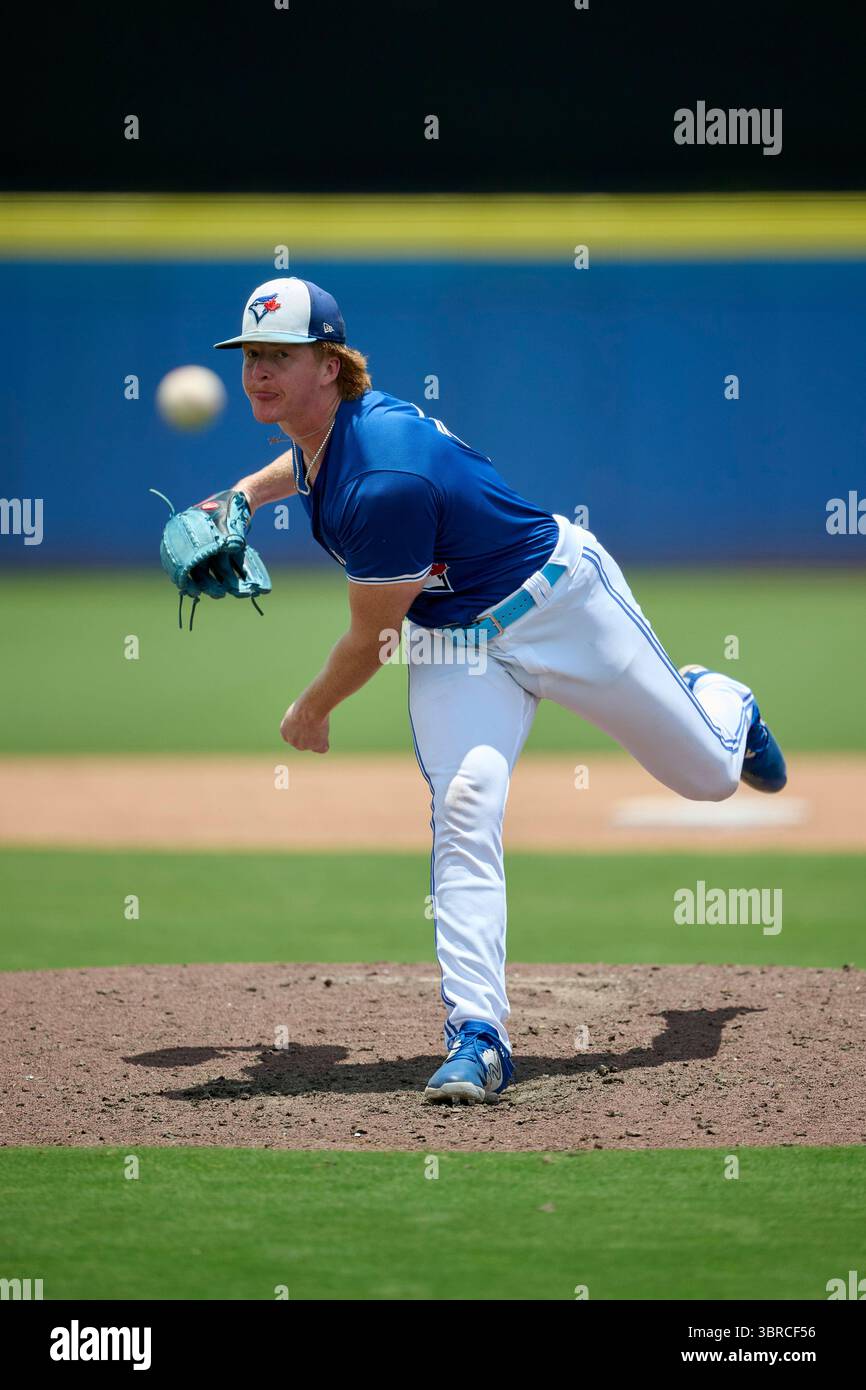 FCL Blue Jays pitcher Johnny King (11) delivers a pitch during during ...