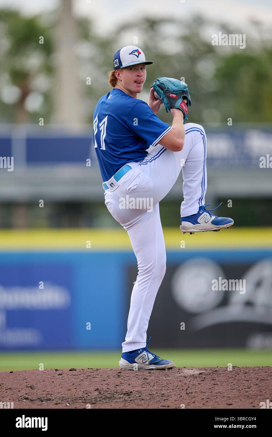 FCL Blue Jays pitcher Johnny King (11) delivers a pitch during during ...
