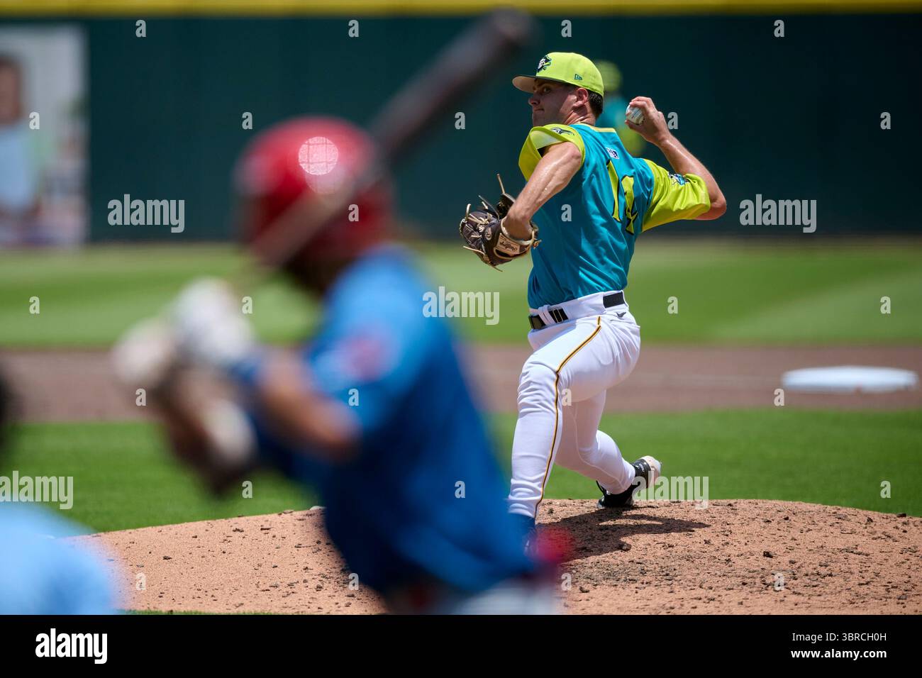Bradenton Barbanegras pitcher Jake Shirk (14) during an MiLB Florida ...