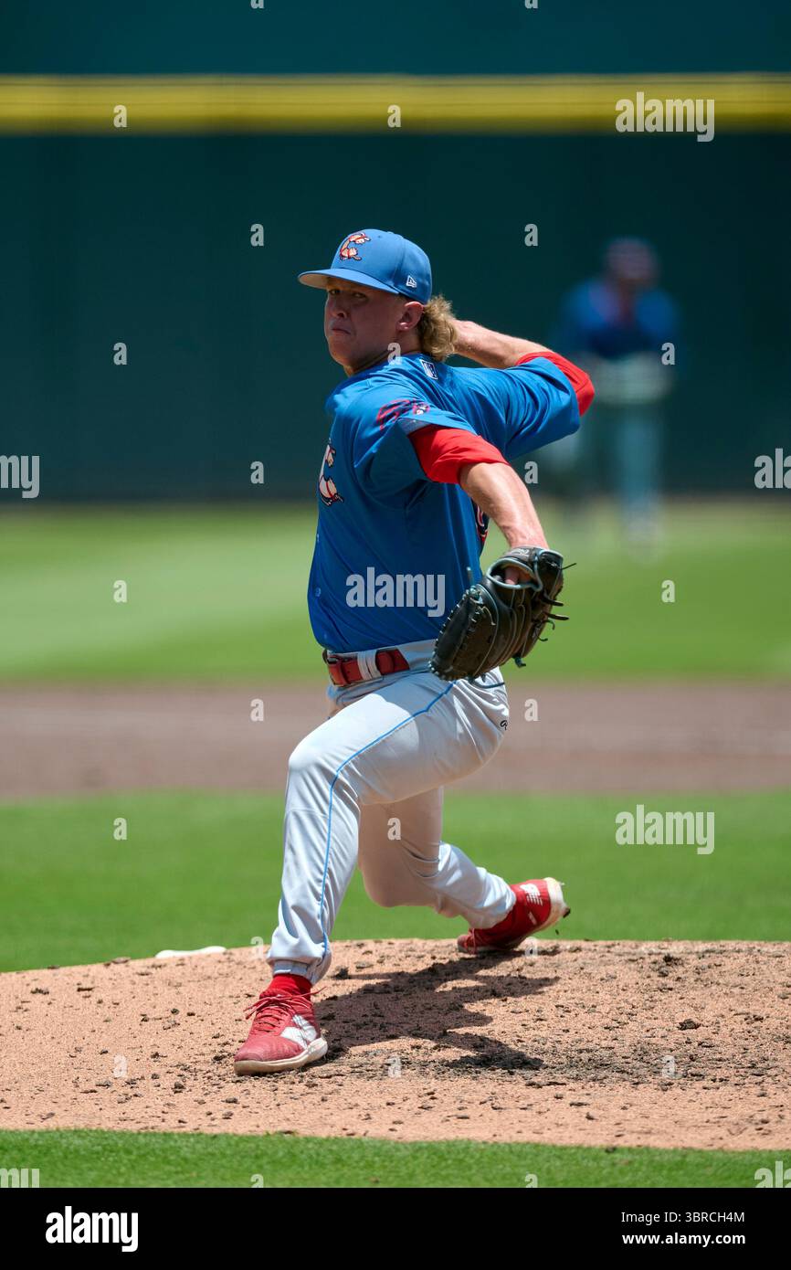 Clearwater Threshers pitcher Jake Eddington (28) during an MiLB Florida ...