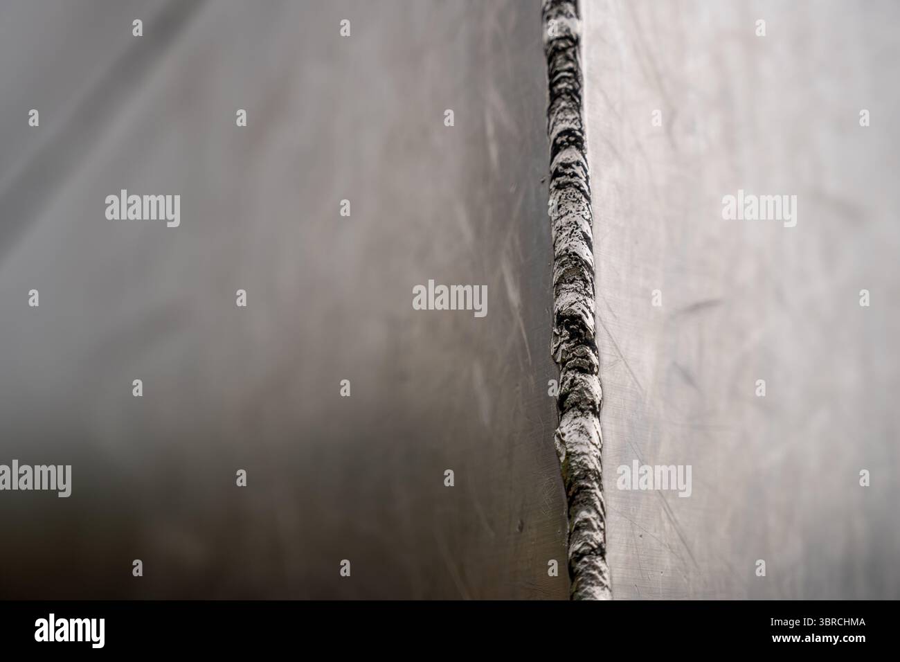 Selective focus on the weld bead and ground joint of stainless steal ...