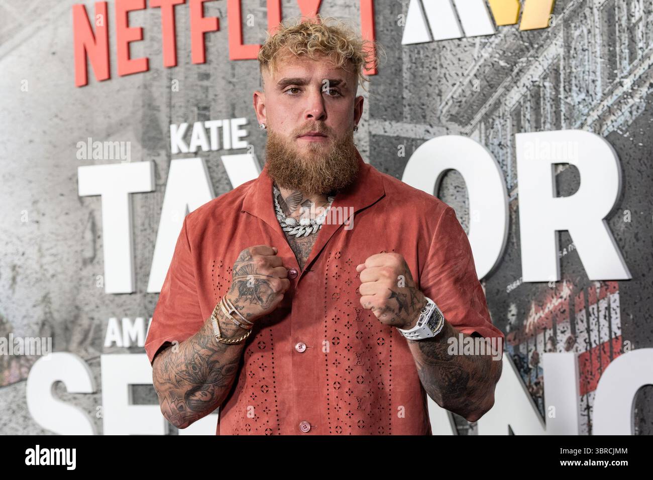 Jake paul boxing 2025 hi-res stock photography and images - Alamy