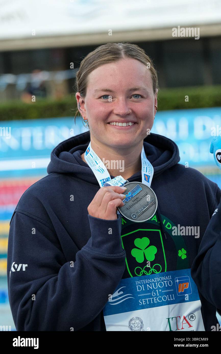 Mona McSharry of Ireland poses with medal during the Podium of Women ...