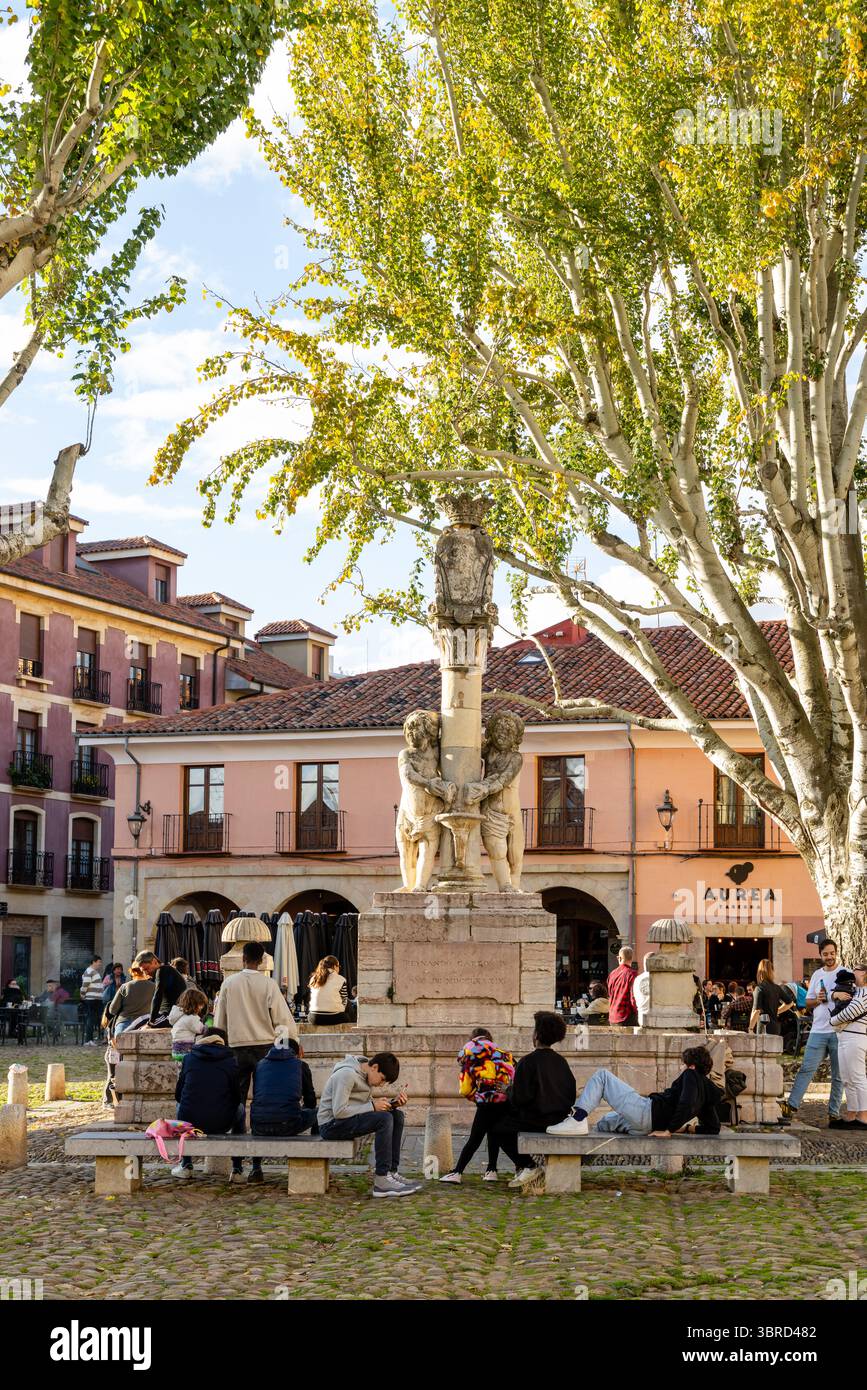 Square of medieval origin in the historic center, called Plaza del ...