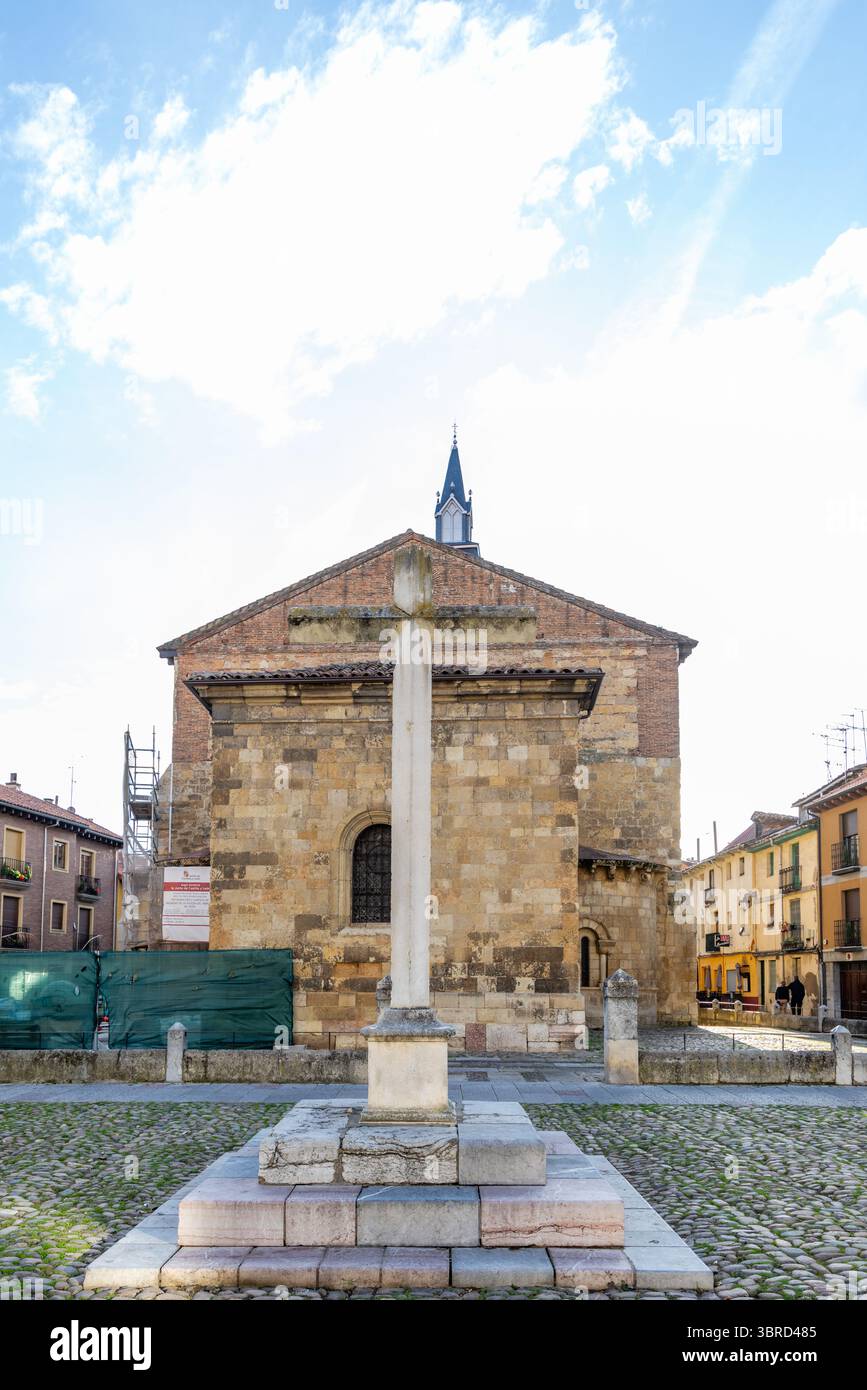 Square of medieval origin in the historic center, called Plaza del ...