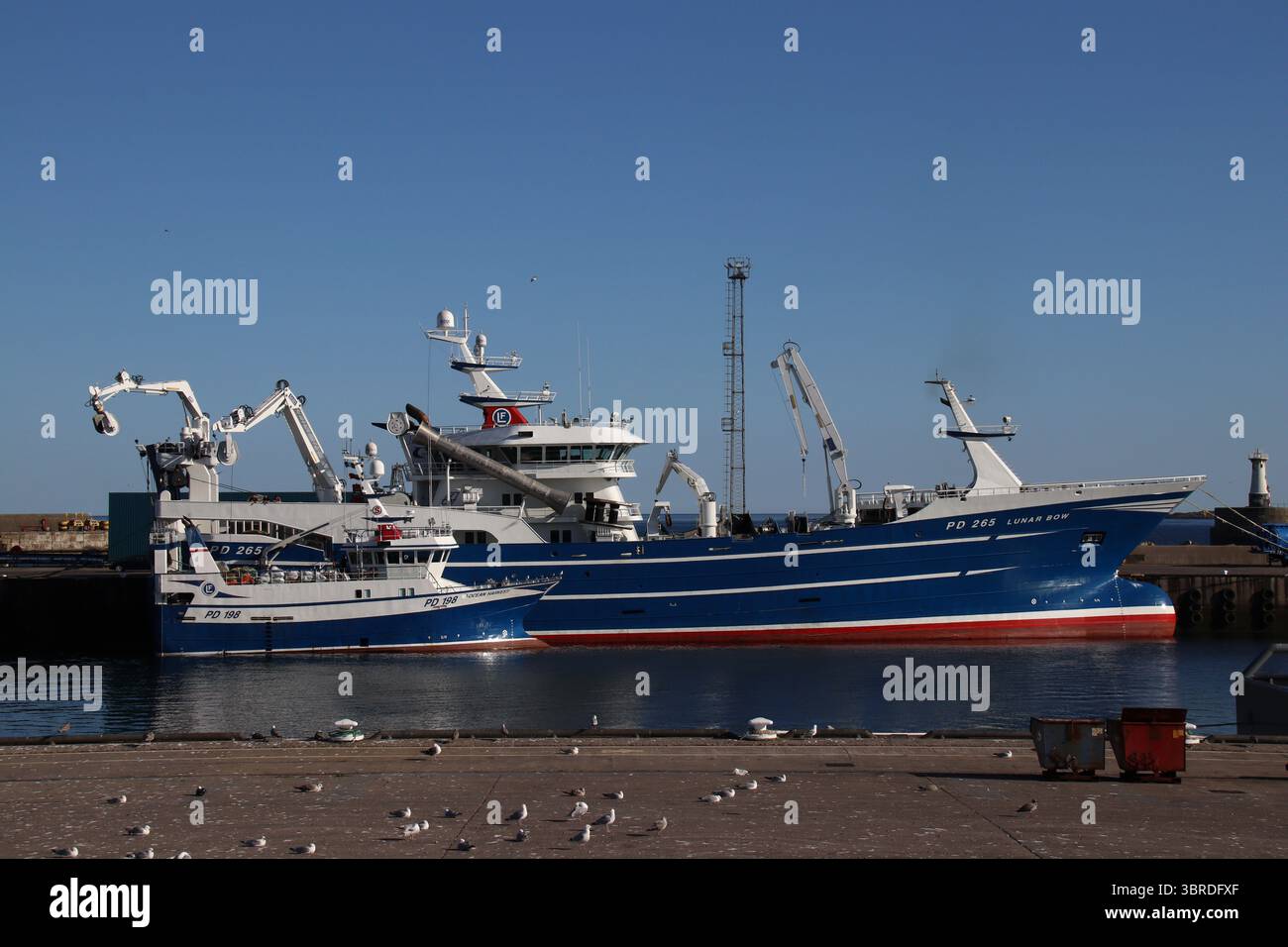Fishing trawlers peterhead hi-res stock photography and images - Alamy