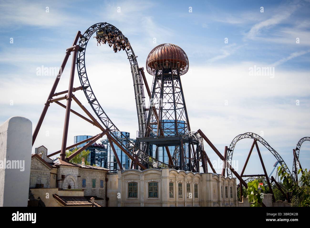 Rust, Deutschland, Europa Europa-Park: Achterbahn Voltron Nevera im ...