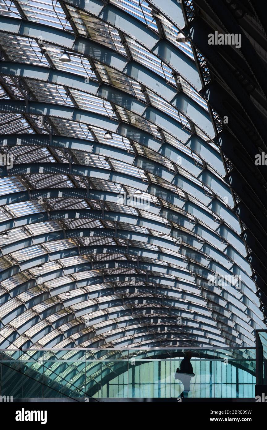 Elevated walkway, roof and skylight of Kings Cross Station, London ...