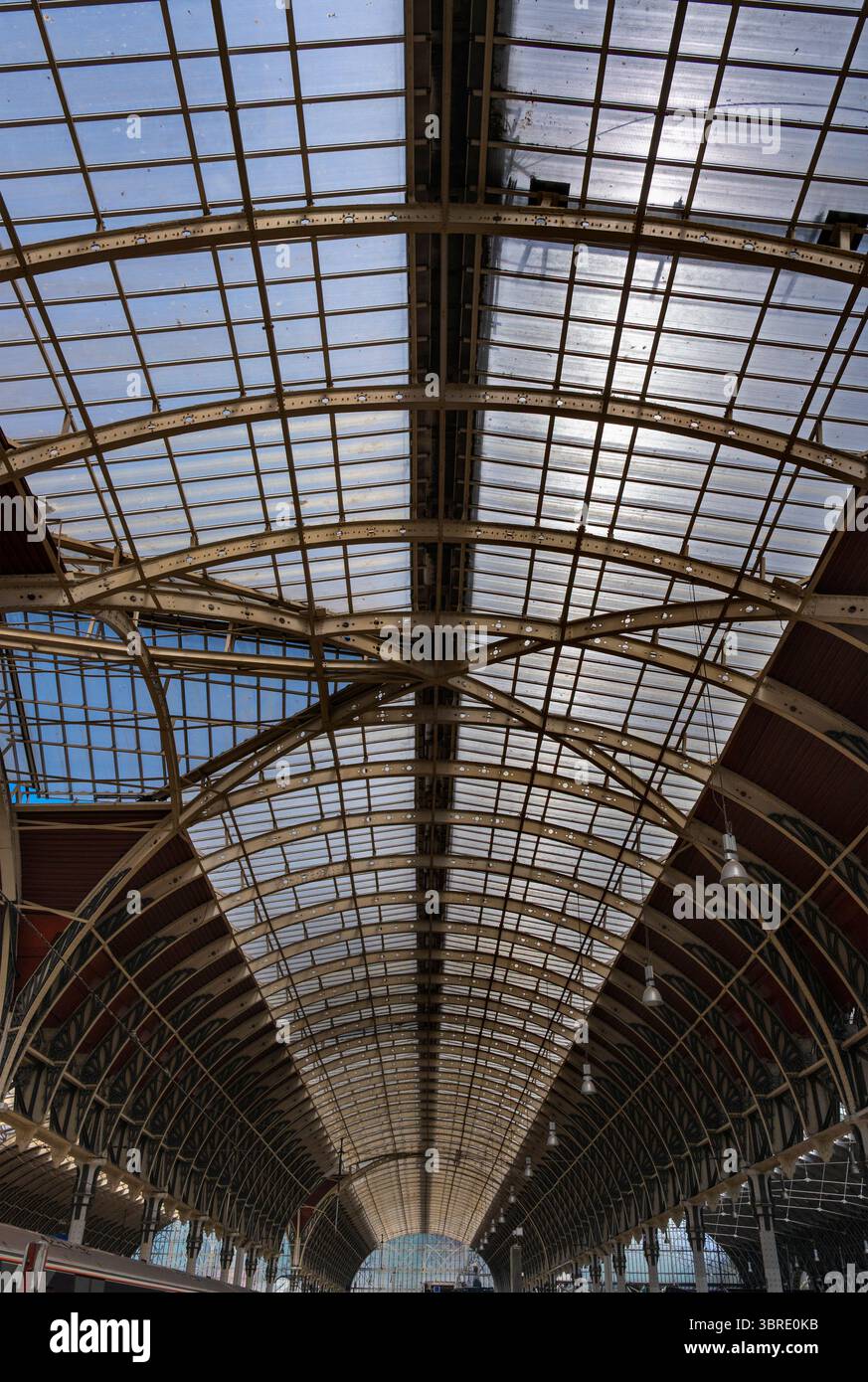 Beautiful Victorian design and engineering - the ornate roof and ...