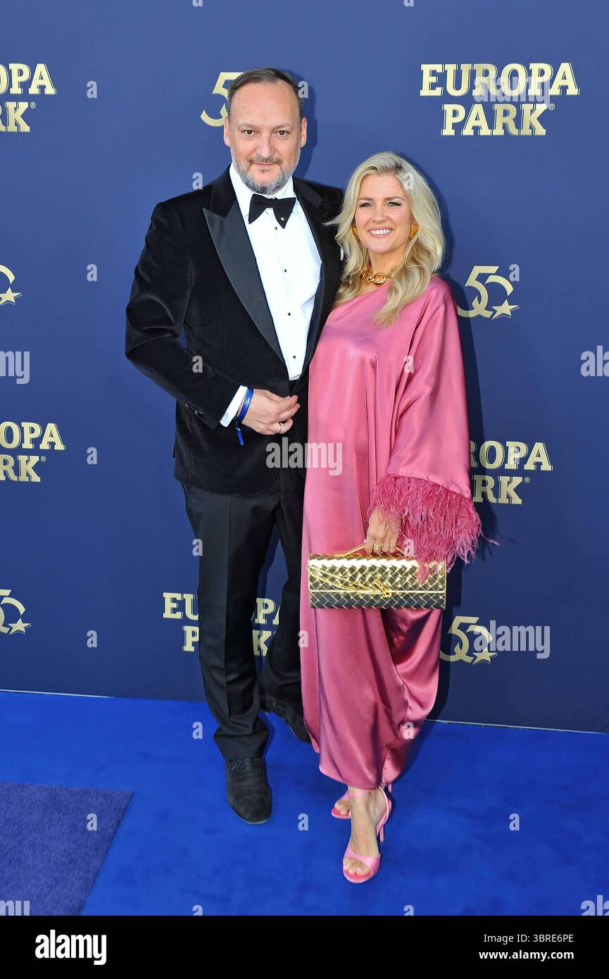 Jubiläumsgala: Europa-Park feiert 50 Jahre. Felix Moese und Jennifer ...