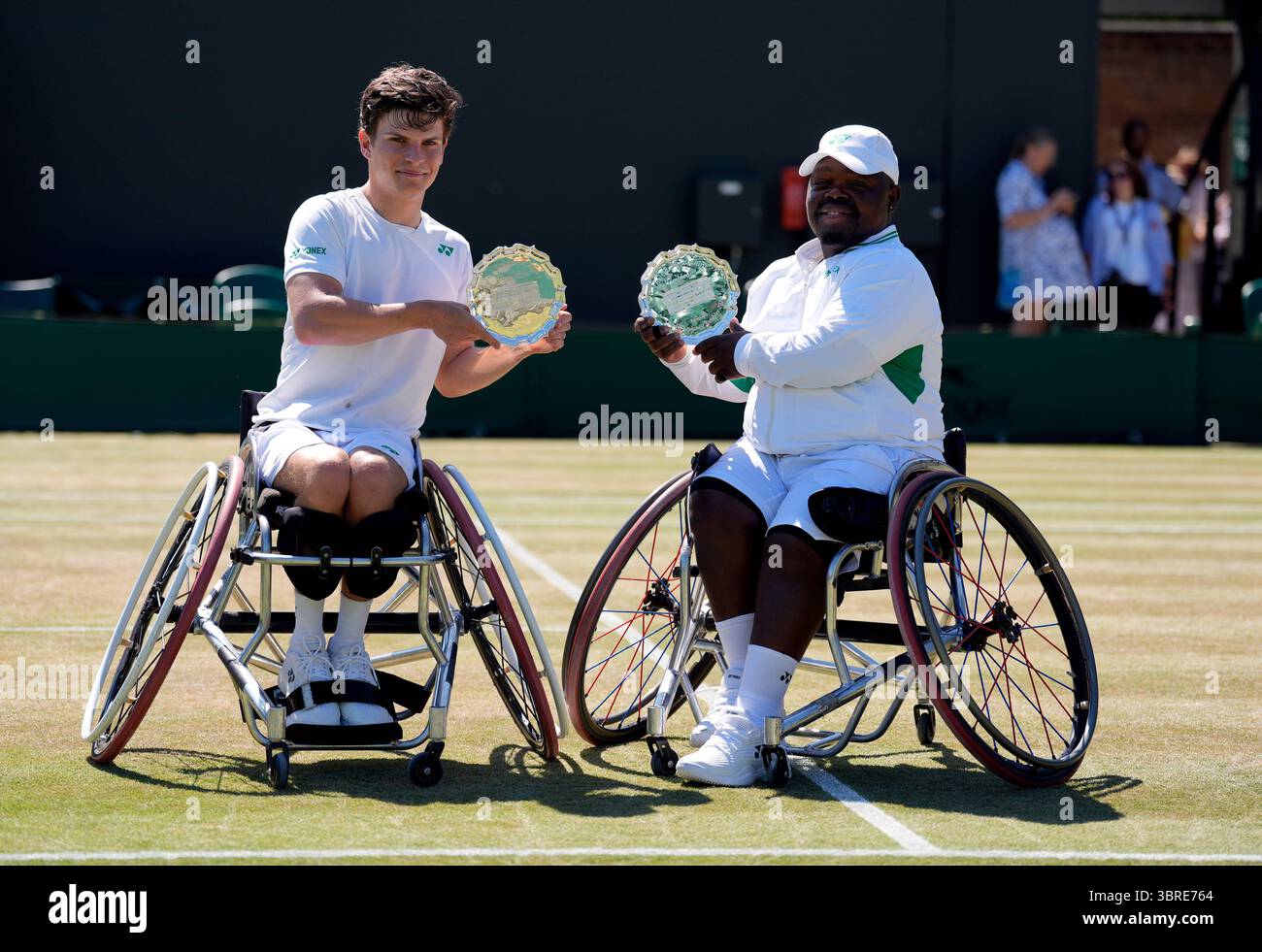 Donald Ramphadi and Gregory Slade with their runners up trophies ...