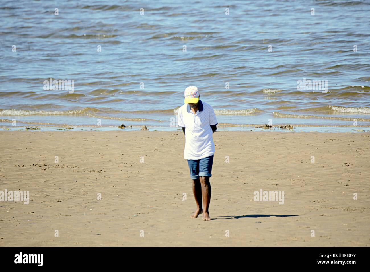 Prestwick, Ayr, Scotland, UK. 12th July, 2025. UK Weather: Scorching ...