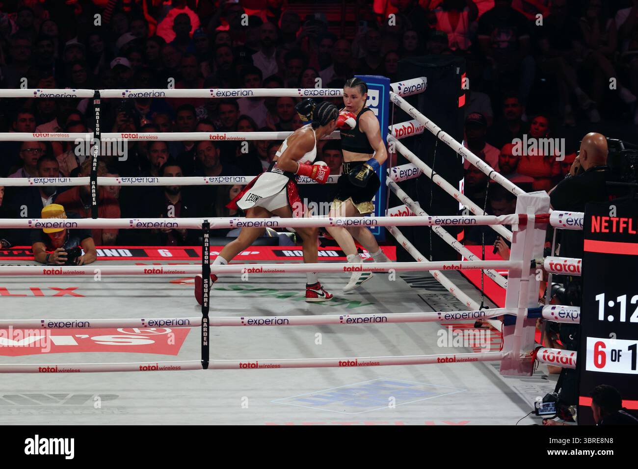 Katie Taylor vs. Amanda Serrano during Most Valuable Promotions and ...