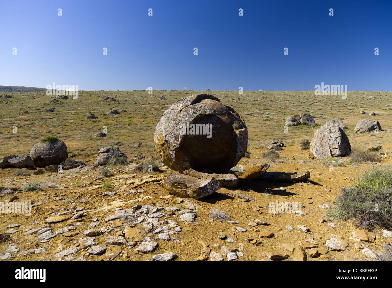 The Valley of the Spheres of Torysh, Mangystau Stock Photo - Alamy
