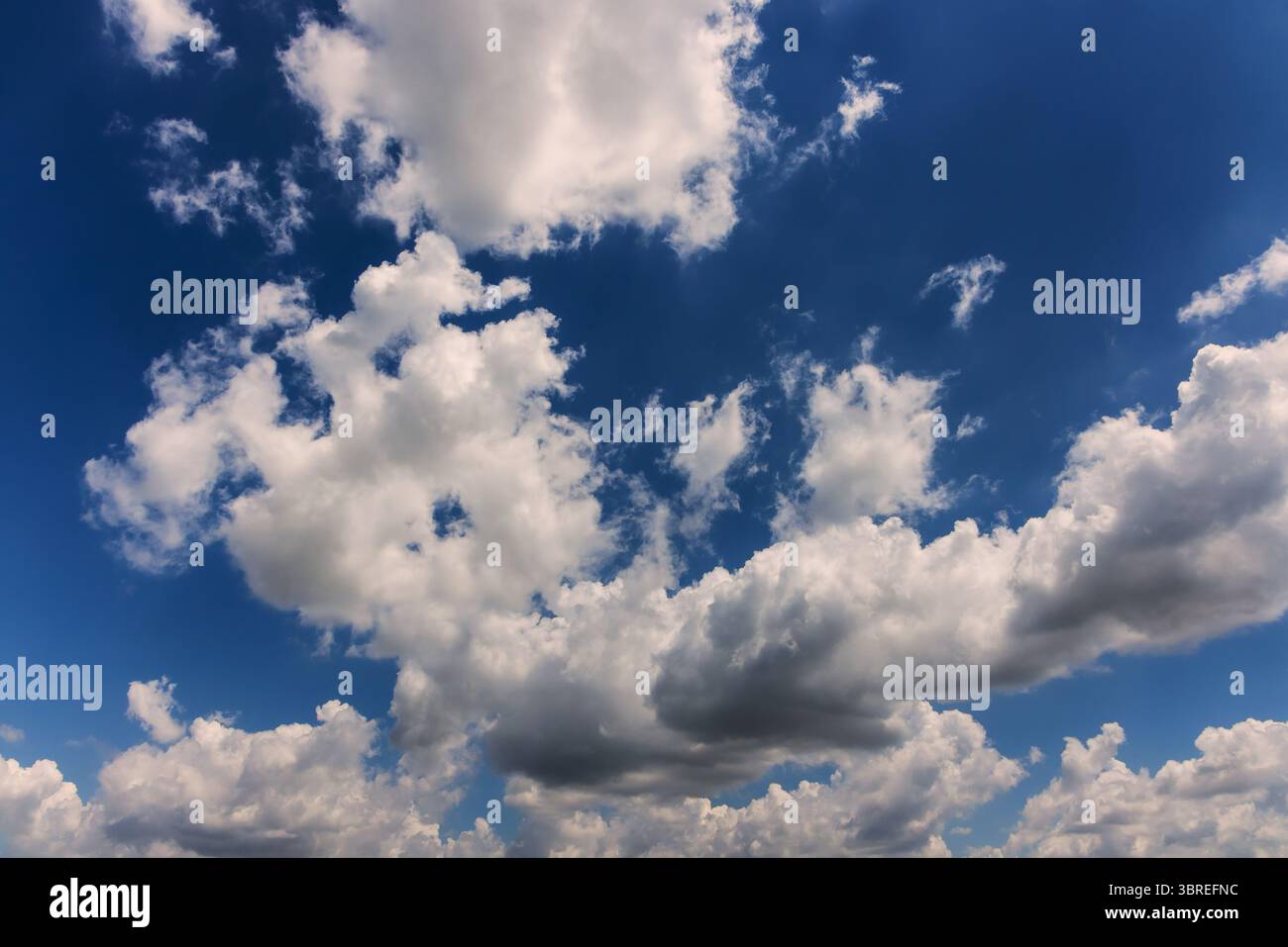 Soft clouds drift hi-res stock photography and images - Alamy