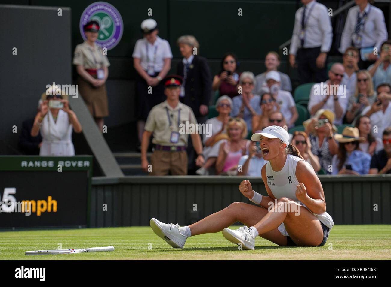 Poland's Iga Swiatek celebrates after beating Amanda Anisimova of the U ...