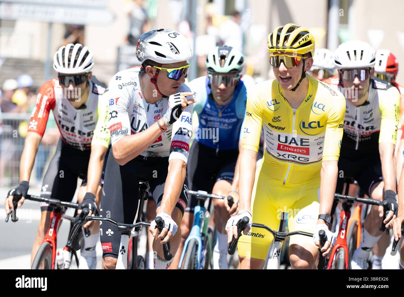 Tour de France 2025, Stage 8, Saint-Meen-Le-Grand to Laval Espace ...