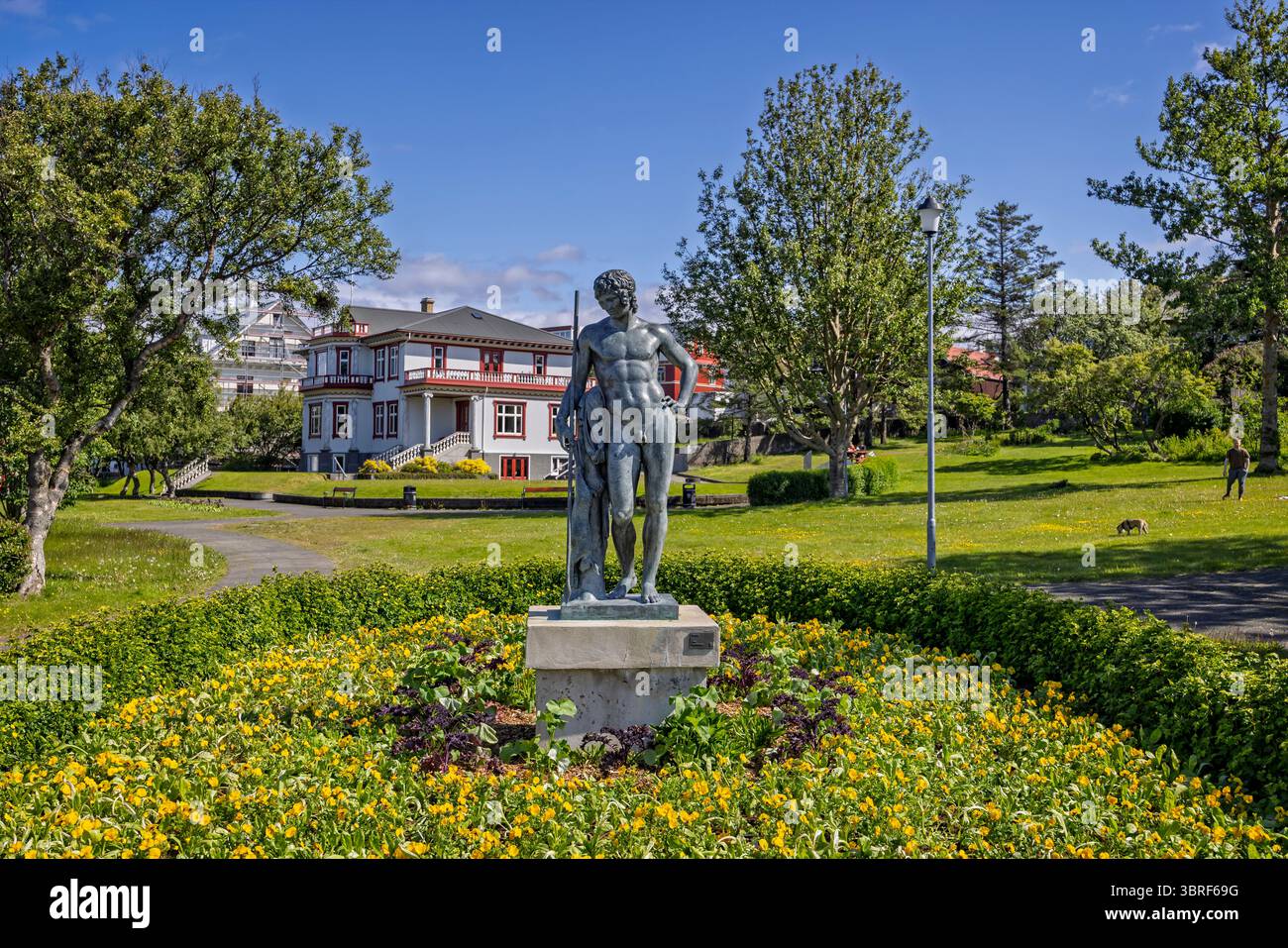 Adonis statue hi-res stock photography and images - Alamy