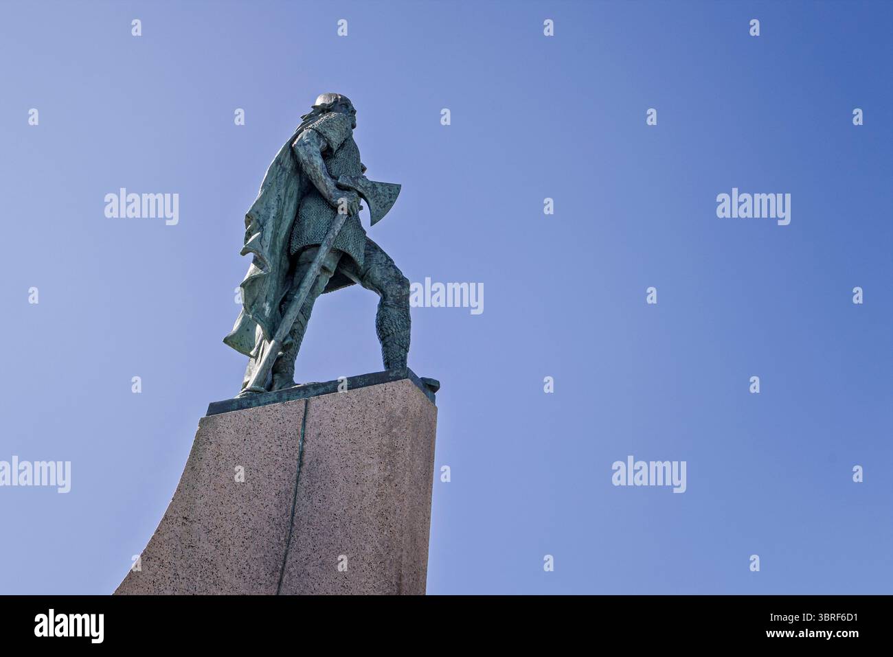 Leif Erikson Monument, a bronze statue of Icelandic explorer Leif ...