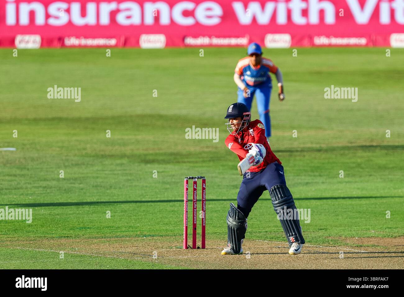 #47, Sophia Dunkley of England in action during the Fifth Vitality IT20 ...