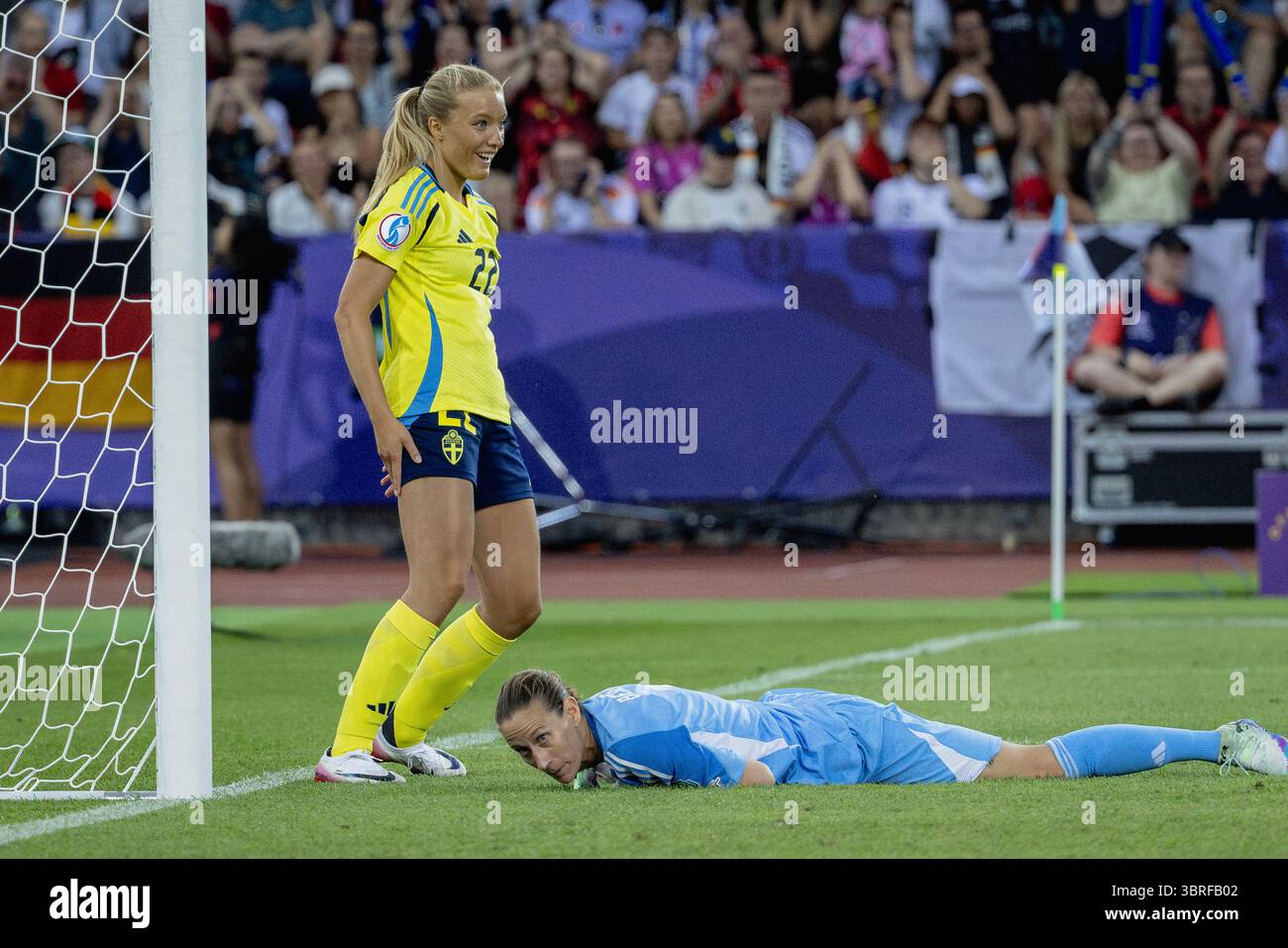 Zurich, Switzerland, July 12st 2025: Goalscorer Smilla Holmberg (22 SWE ...