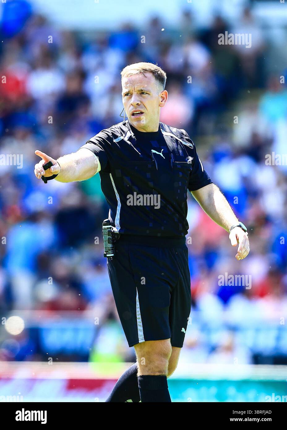 referee Callum Jones during the Pre-season friendly match Chesterfield ...