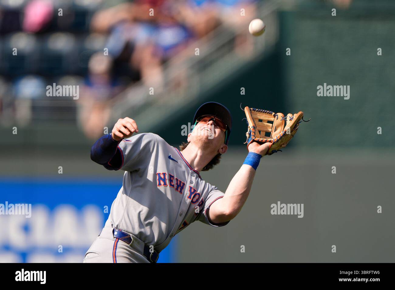 New York Mets second baseman Brett Baty catches a fly ball for the out ...