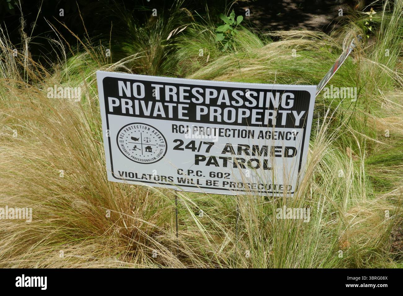 Encino, California, USA 11th July 2025 No Trespassing Private Property ...