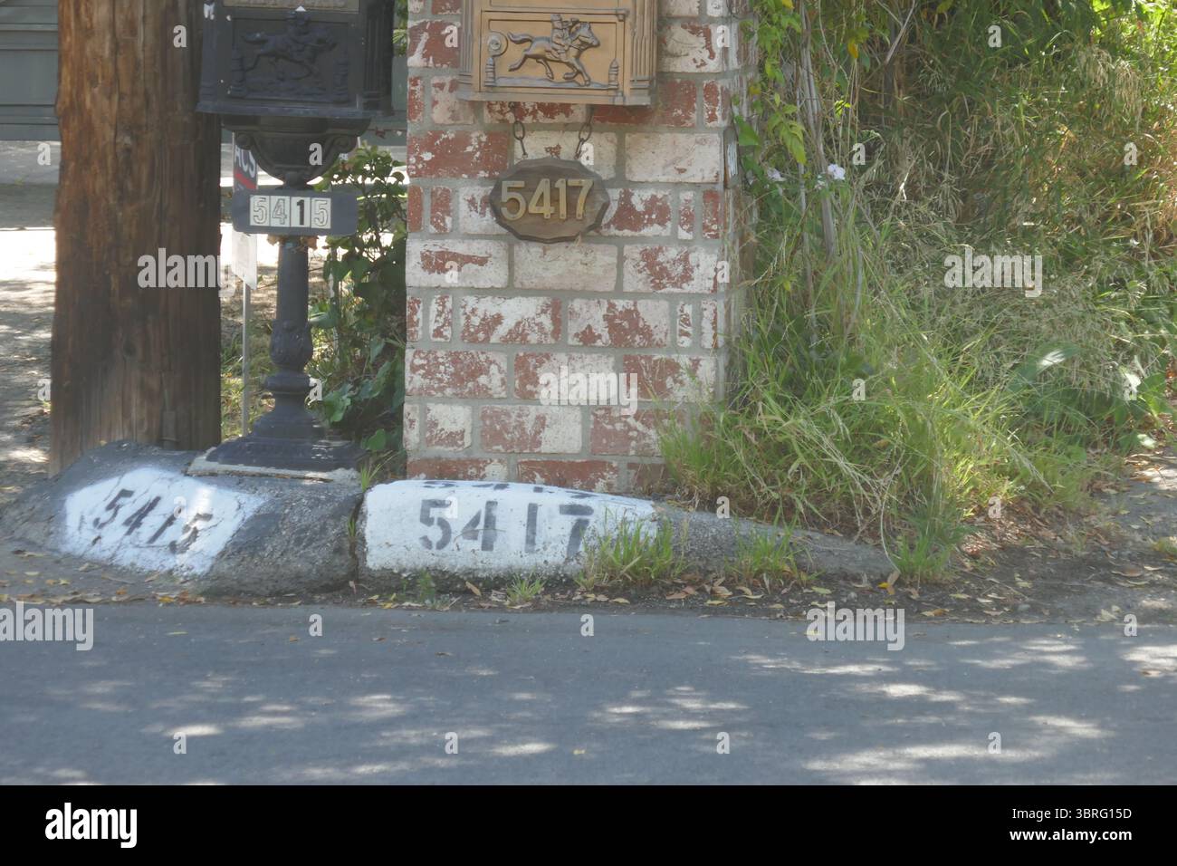 Encino, California, USA 11th July 2025 Lee Grant Former Home at 5417 ...