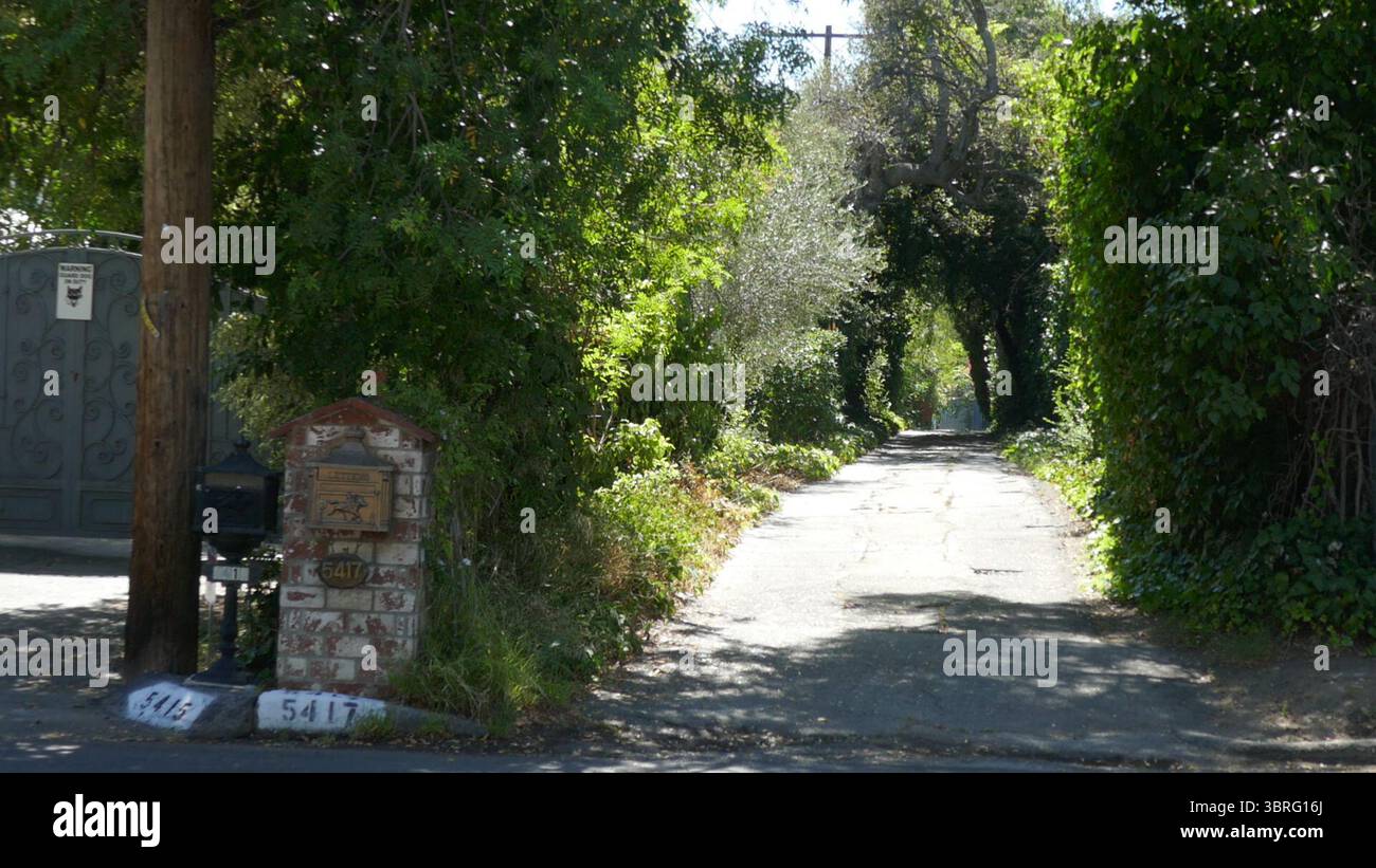 Encino, California, USA 11th July 2025 Lee Grant Former Home at 5417 ...