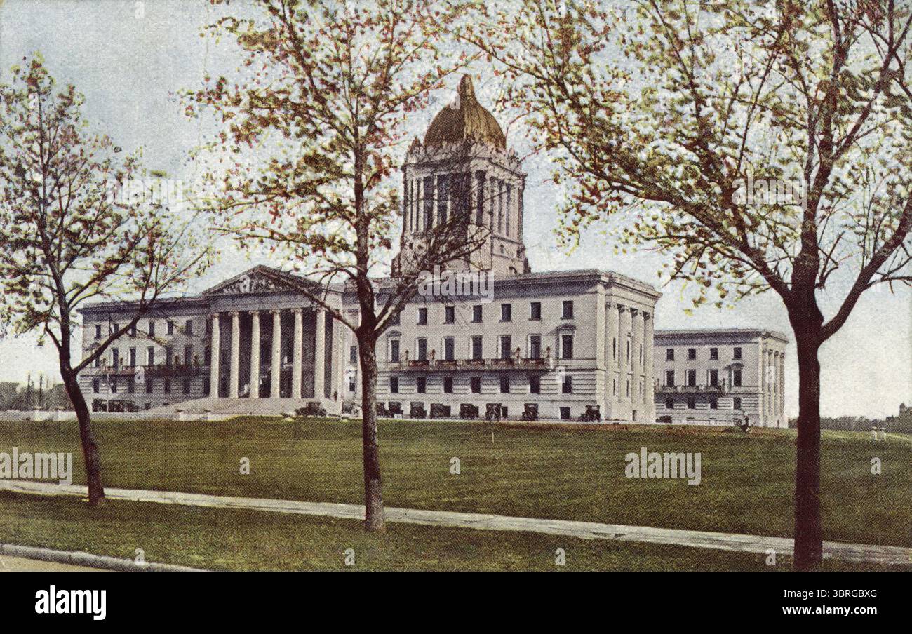 Vintage color postcard of the Provincial Parliament Building (Manitoba ...